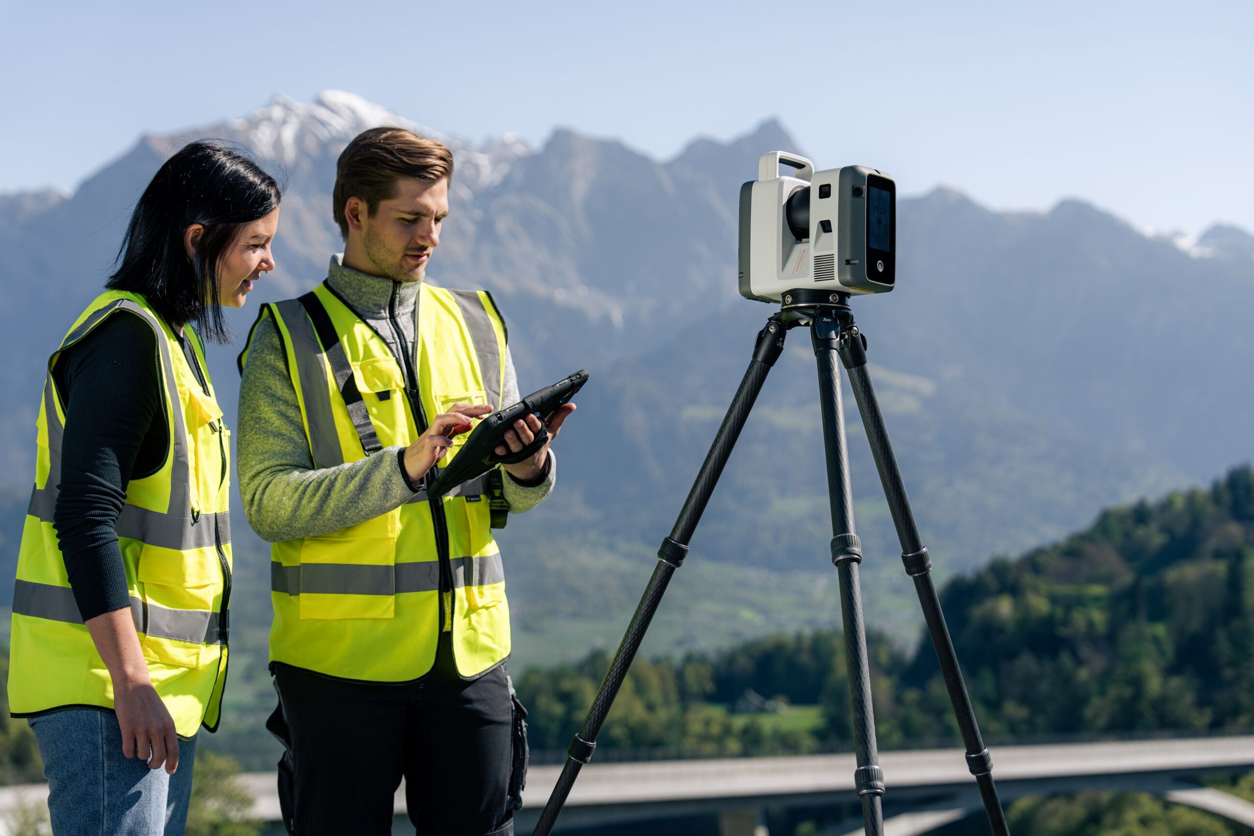 Leica RTC700 Laser Scanner - Maine Technical Source